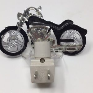 Harley-Davidson | Accents | Motorcycle Chopper Night Light Silver ...